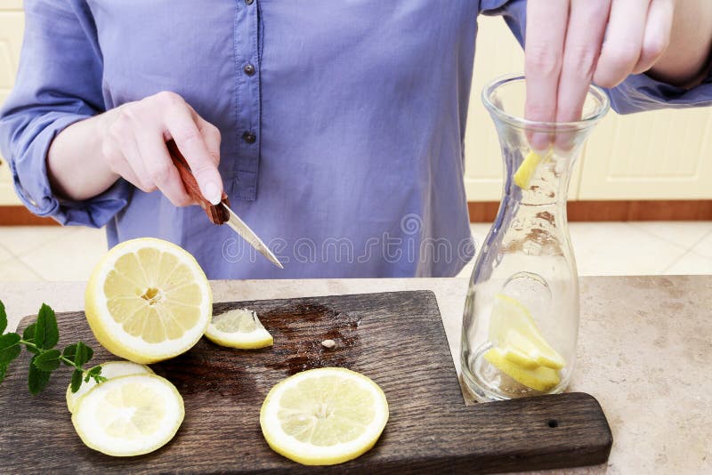 How To Make Lemonade, Step by Step, Tutorial Stock Photo - Image of ...