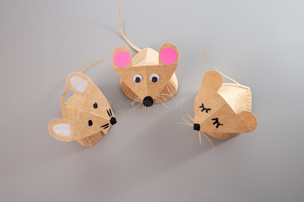 How To Make a Paper Plate Mouse Craft Stock Photo - Image of activity ...