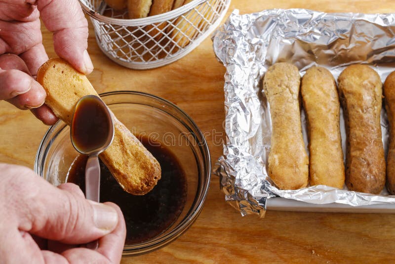 How To Make Chocolate Mousse Azteca Stock Photos - Free & Royalty-Free ...