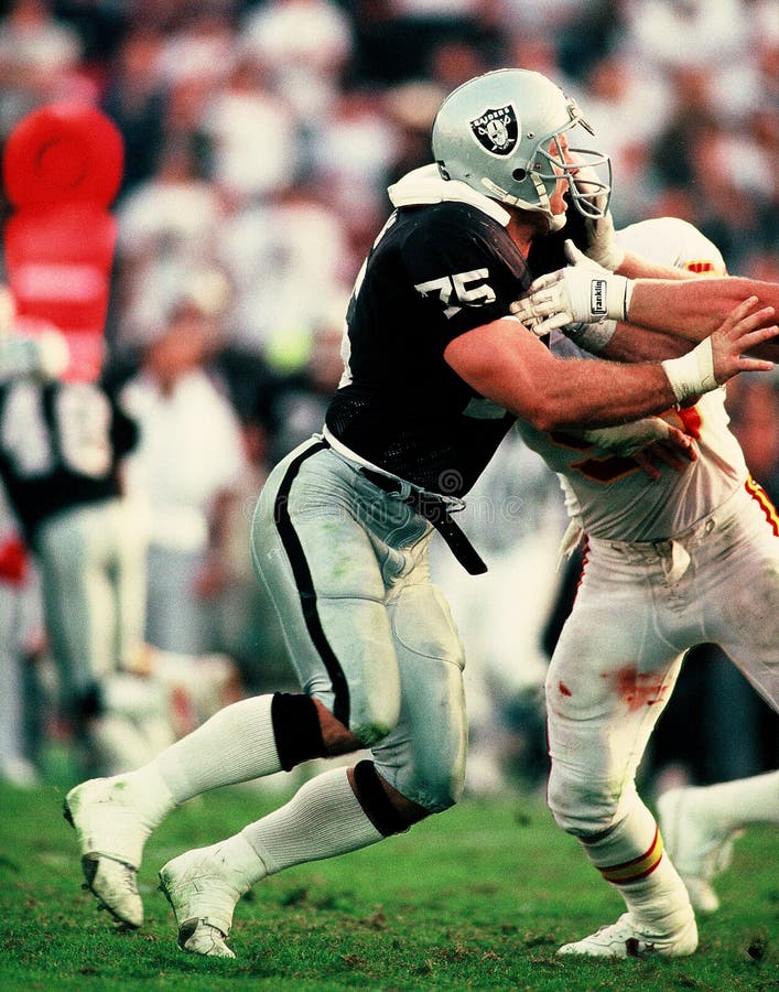 Howie Long editorial photo. Image of fame, helmet, player - 21169031