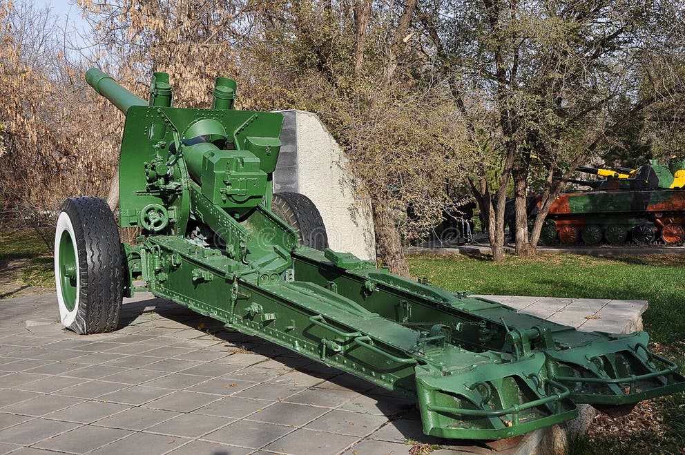 Howitzer-gun parts stock image. Image of military, forces - 34432461