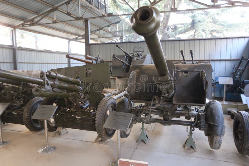 Howitzer editorial stock photo. Image of cannon, city - 48351018