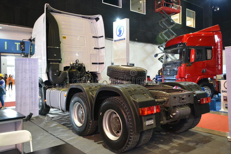 Howo Tractor Head at Philconstruct in Pasay, Philippines Editorial ...