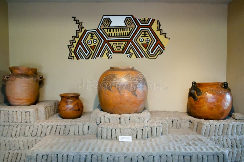 Huaca Pucllana foto de archivo. Imagen de arcilla, lima - 122035616