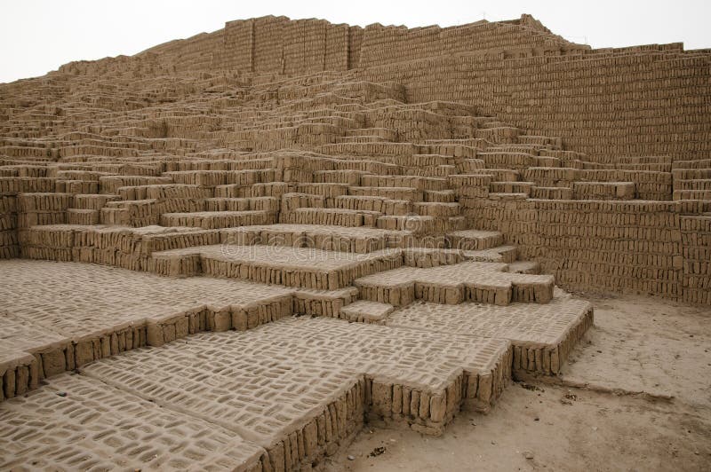 Huaca Pucllana - Lima - Peru Stockbild - Bild von inka, archäologie ...