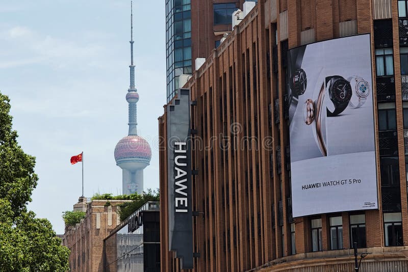 Huawei Flagship Store in Shanghai, China Editorial Stock Image - Image ...