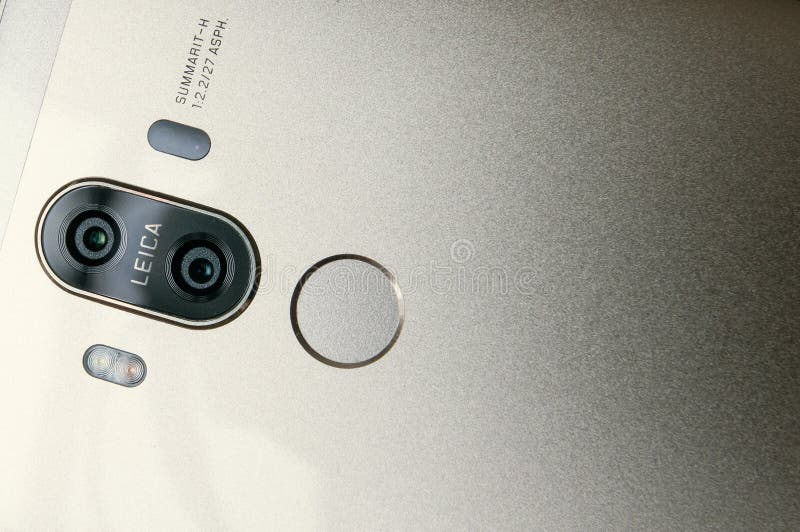 HUAWEI MATE 9 editorial image. Image of mate, phone, full - 96507770