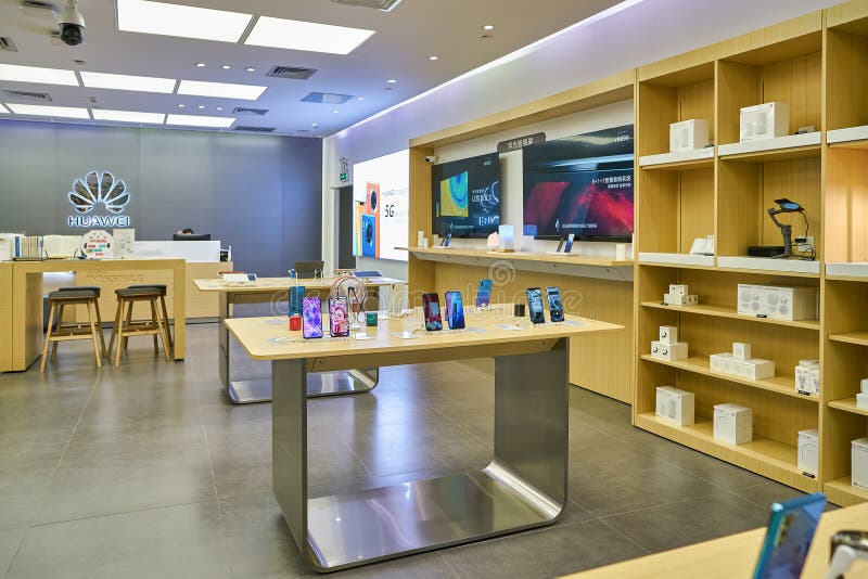 Huawei store in Shenzhen editorial photography. Image of electric ...