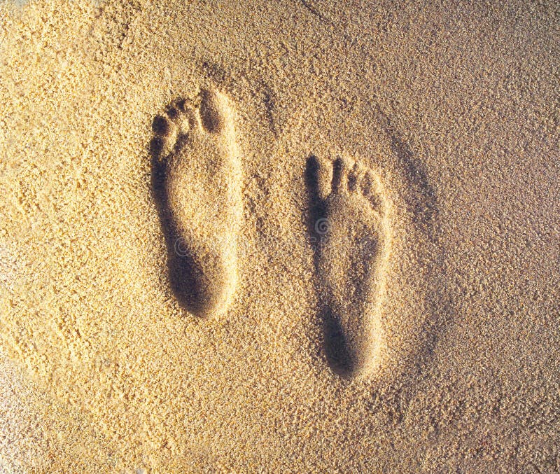 Huellas foto de archivo. Imagen de pies, leading, arena - 64054