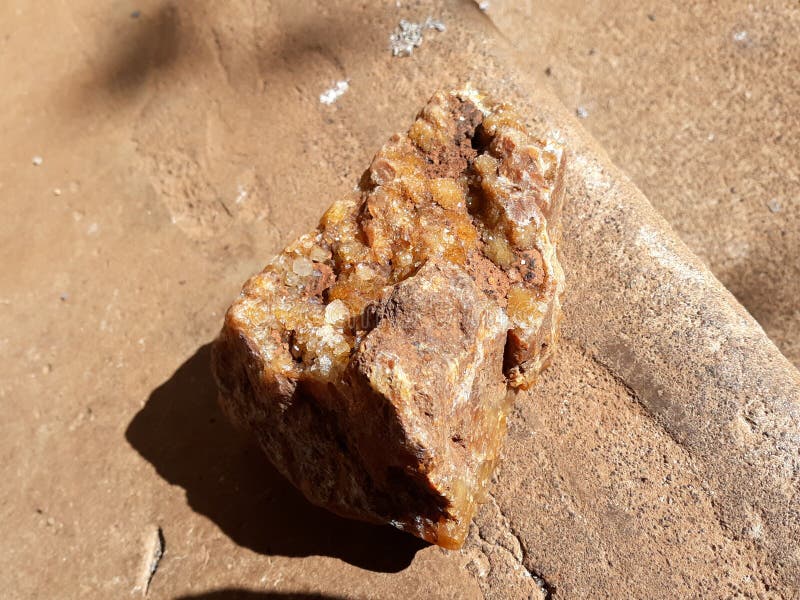 Huge Beautiful Rock Not Sure What Kind of Rock but Very Beautiful ...