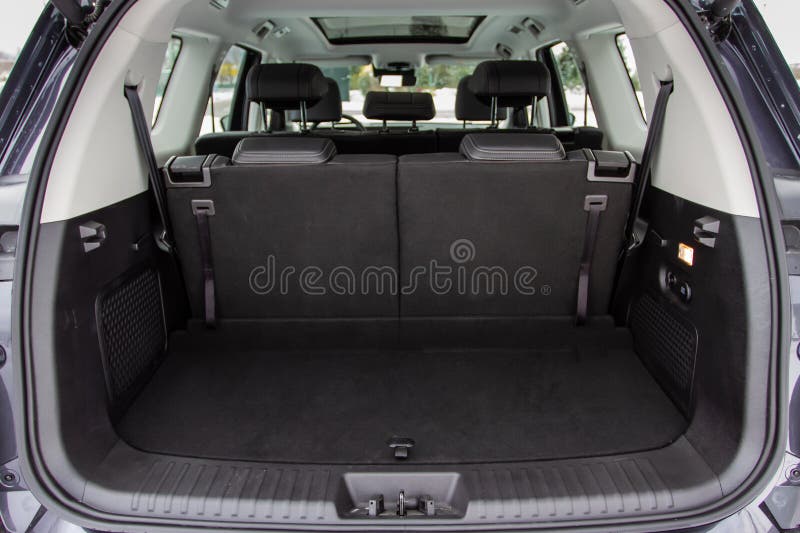 127 Huge Clean Empty Car Trunk Interior Compact Suv Rear View Suv Car ...