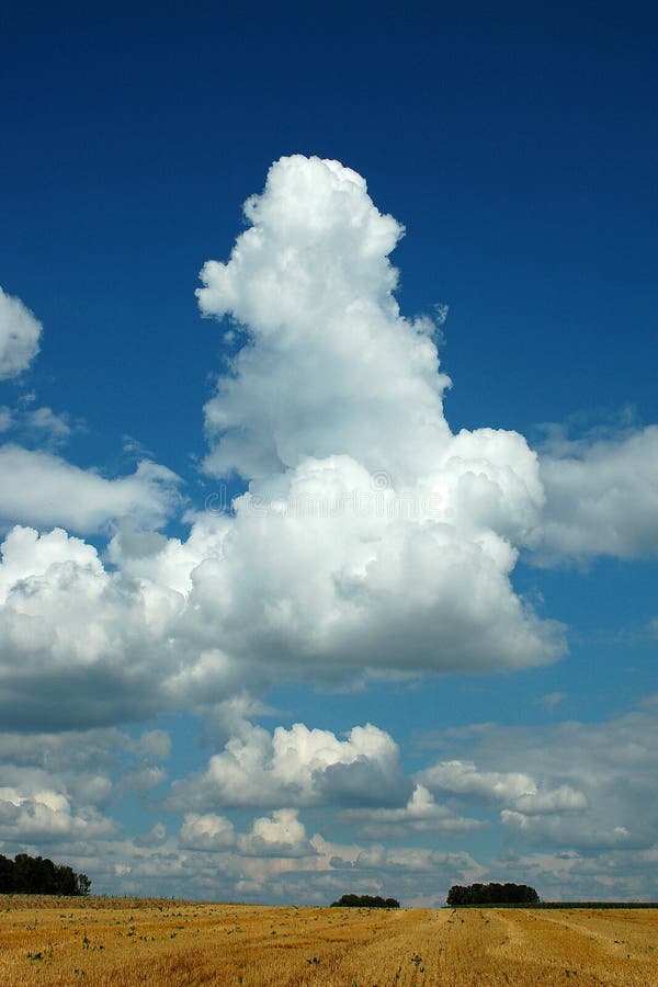 Huge clouds stock photo. Image of nature, clouds, dreaming - 3582650