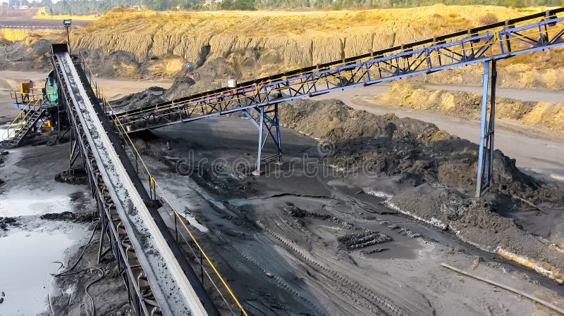 Huge Coal Mining Coal Machine Stock Image - Image of industry, digging ...