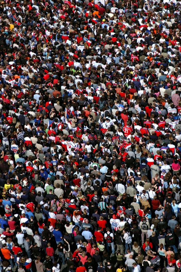 Huge Crowd editorial photography. Image of mass, multitude - 27216322