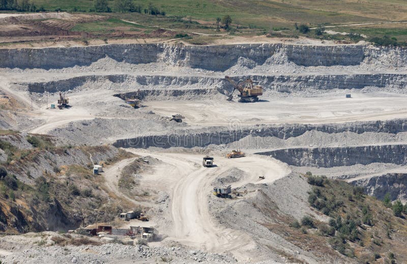 Huge quarry stock photo. Image of bulldozer, machinery - 33015952