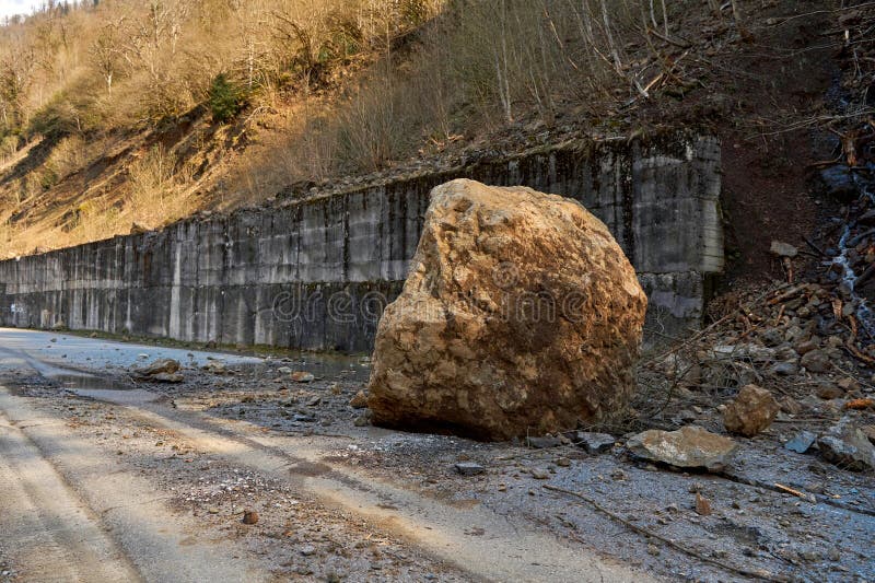 A Huge Rock Fell from the Mountains Onto the Road, Destroying the ...