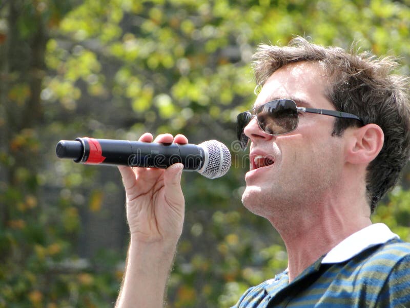 Hugh Panaro at Bryant Park editorial photo. Image of andrew - 20712871