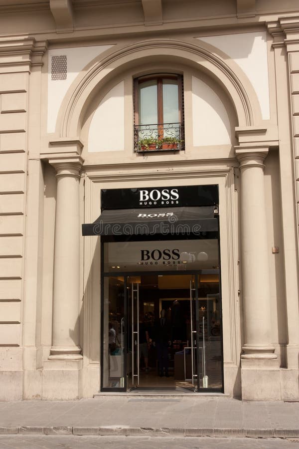 Hugo Boss Store foto editorial. Imagen de hugo, negocios - 35307361