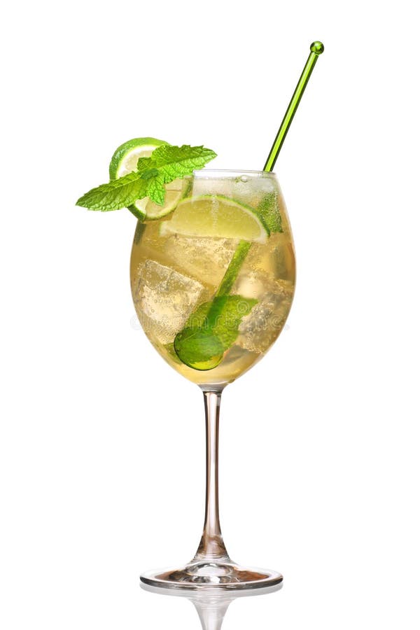 Hugo Cocktail stockbild. Bild von sprudelnd, mischer - 32948257