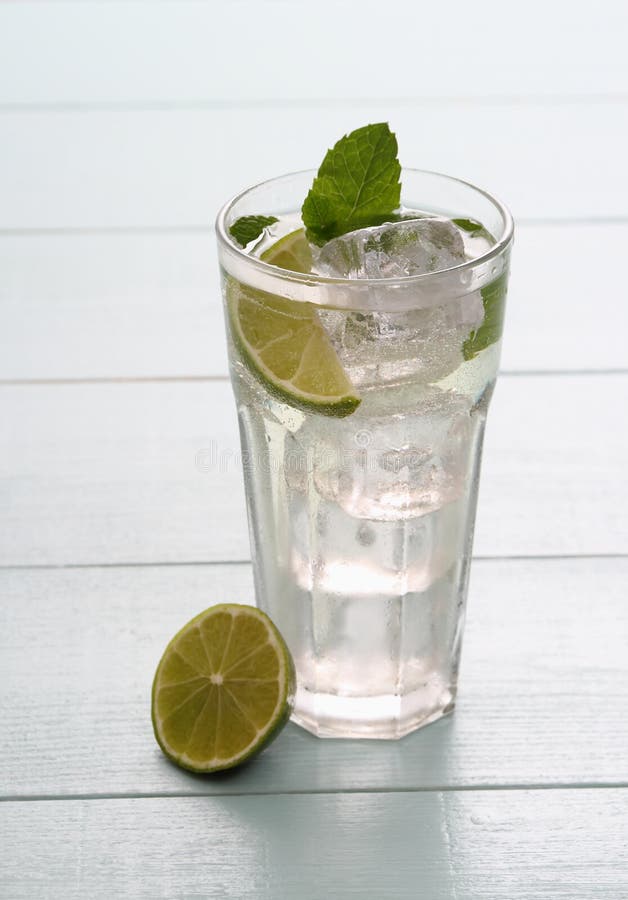 Hugo Cocktail with Lime, Mint and Ice Cubes Stock Photo - Image of ...