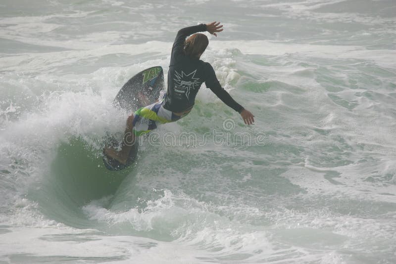 Hugo Santos editorial photography. Image of wave, hawaii - 15746092