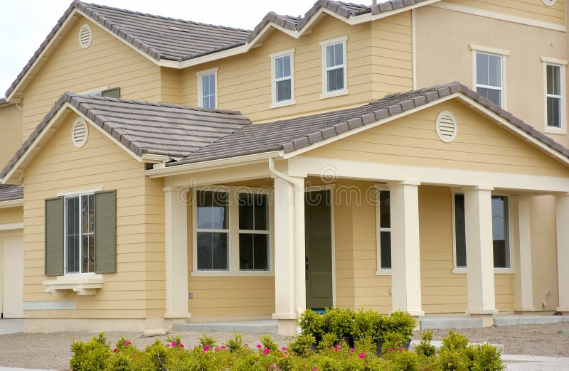 Huis stock foto. Image of woon, droom, woonplaats, bouw - 726528