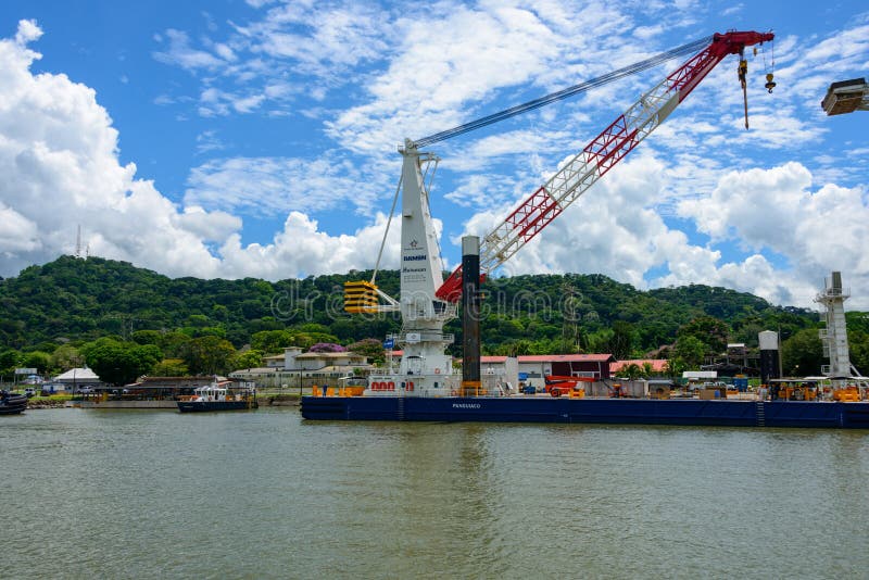 Titan Herman the German Dwarfs the Huisman Crane on the Panama Canal ...