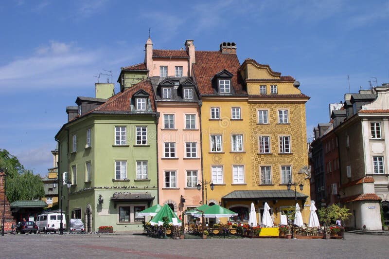 Huizen stock foto. Image of architectuur, plein, gebouwen - 628292