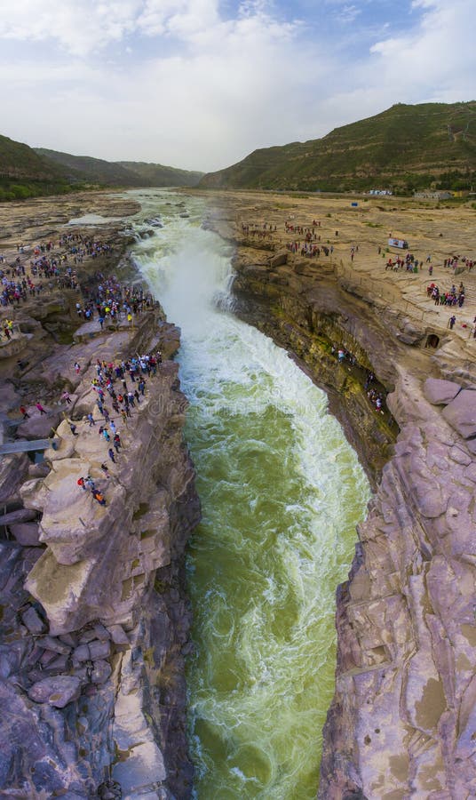 Hukou Waterfall of Yellow River Editorial Stock Image - Image of shaped ...