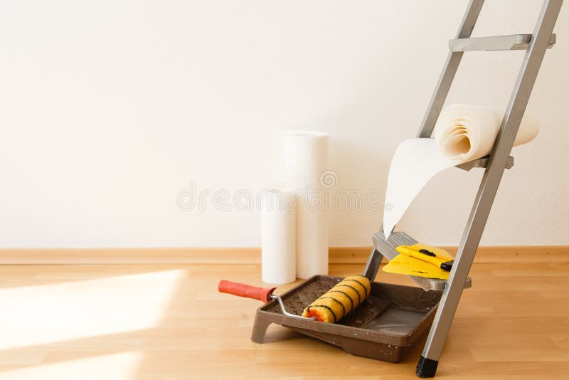 Hulpmiddelen Om Behang Te Lijmen Vernieuwing Stock Afbeelding - Image ...