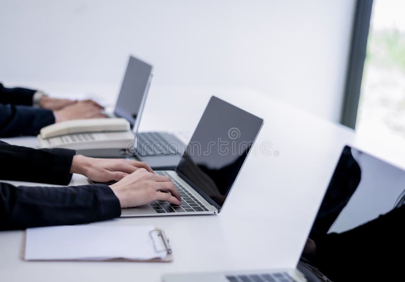 Human Hands Typing Labtop Stock Photos - Free & Royalty-Free Stock ...