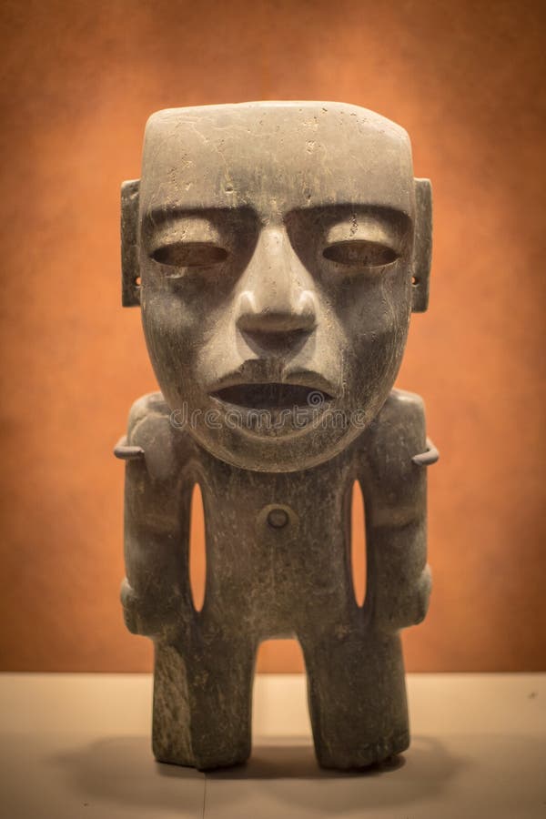 Humanoid Skulpture editorial stock image. Image of jungle - 69993414