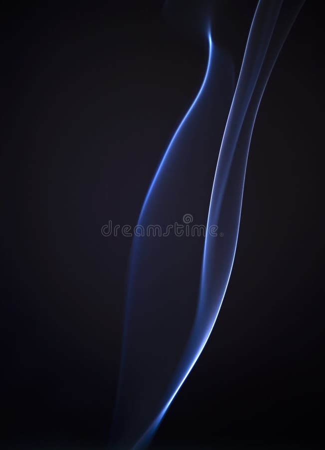 Humo azul imagen de archivo. Imagen de cigarro, olor, humo - 6599007