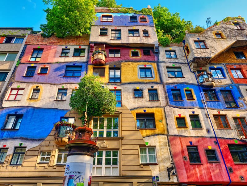 Hundertwasser House in Vienna, Austria Editorial Photo - Image of ...