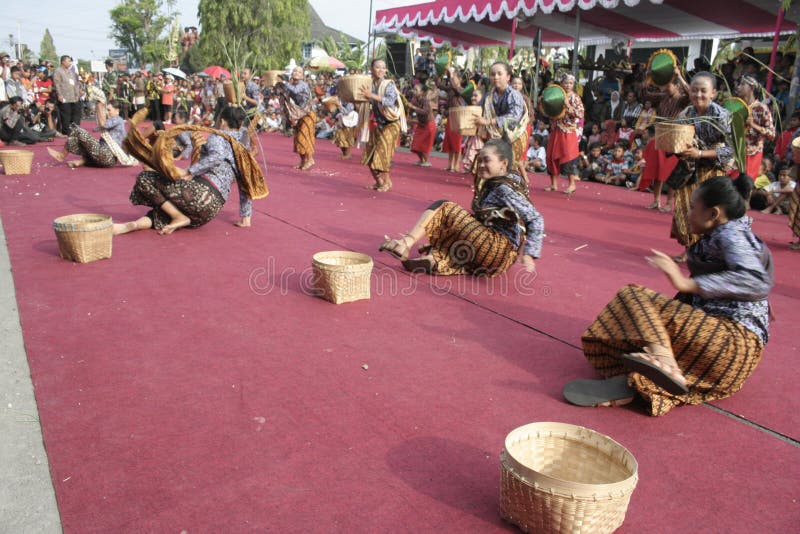Hundreds Dance Staged in Sukoharjo Editorial Stock Photo - Image of ...