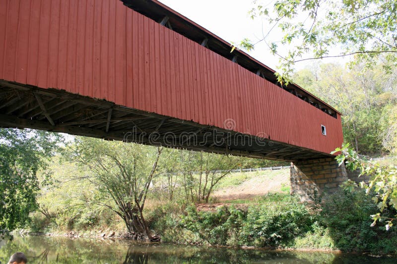 Hune Covered Bridge in Southeastern Ohio Stock Image - Image of ...