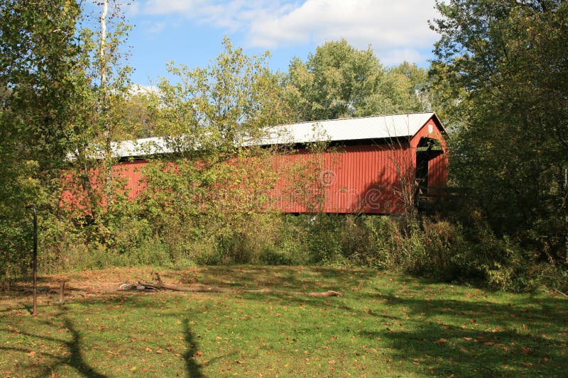 Hune Covered Bridge in Southeastern Ohio Stock Photo - Image of hune ...