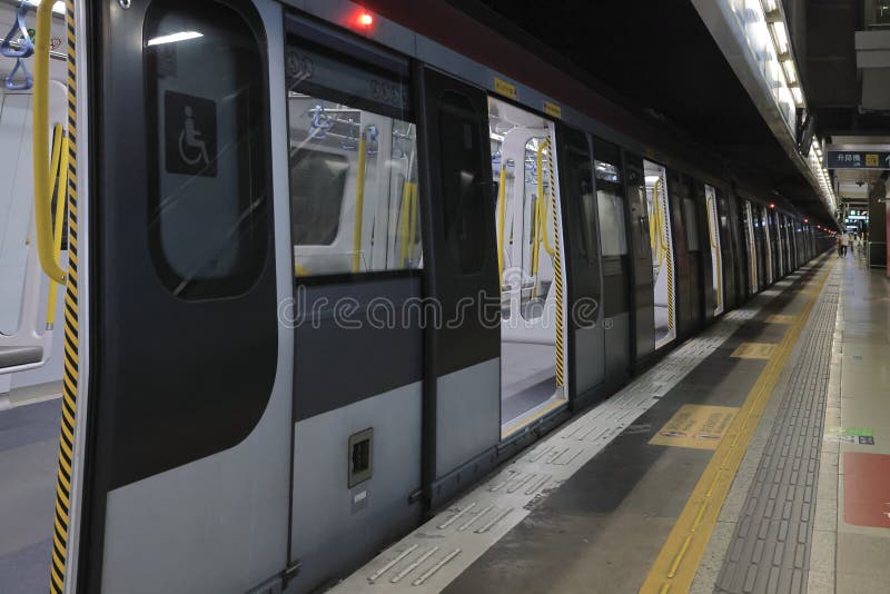 The Hung Hom Train Station Interior Timelapse in Hk 10 April 2022 ...
