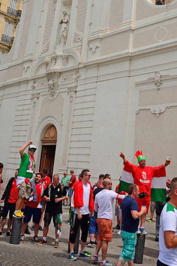 Hungarian fans editorial photography. Image of magyar - 75647717