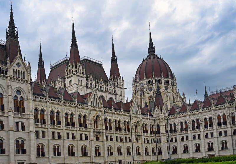 Hungarian Parliament Building in Budapest Editorial Photo - Image of ...