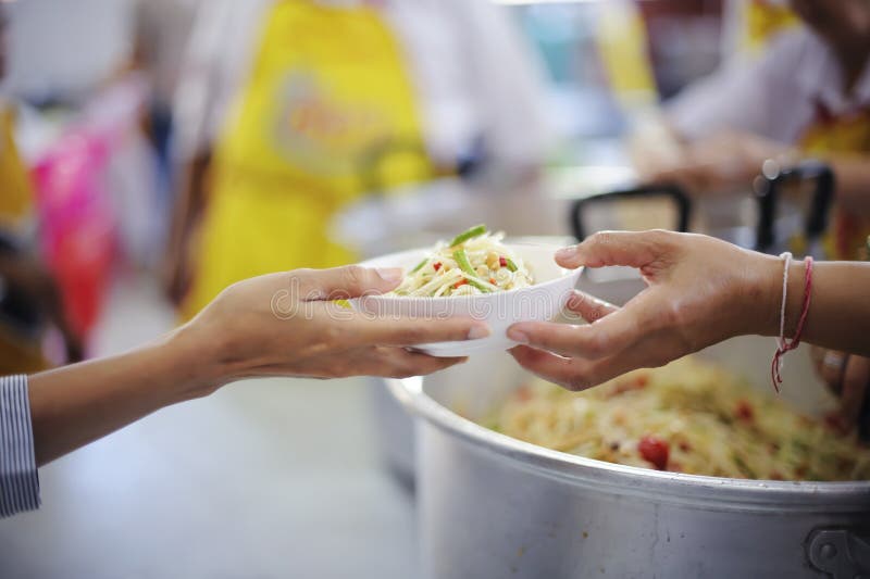 Hunger Problems of the Poor Have Been Donated Food To Reduce Hunger ...