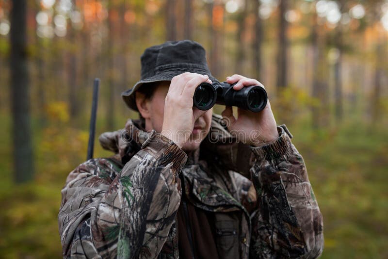 Hunter Looking into Binoculars Stock Photo - Image of deer, male: 86365232
