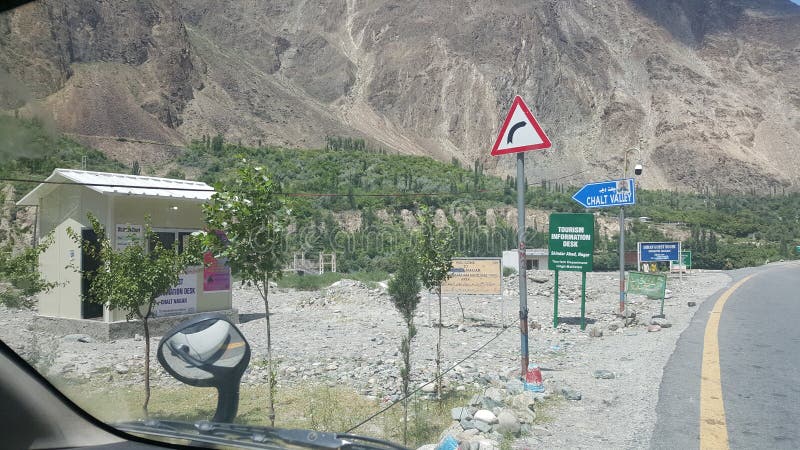 Hunza valley editorial photography. Image of vehicle - 97975842