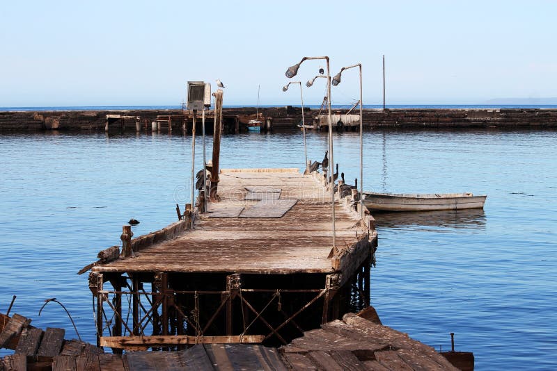 Broken dock stock image. Image of dock, ocean, blue, water - 32183333