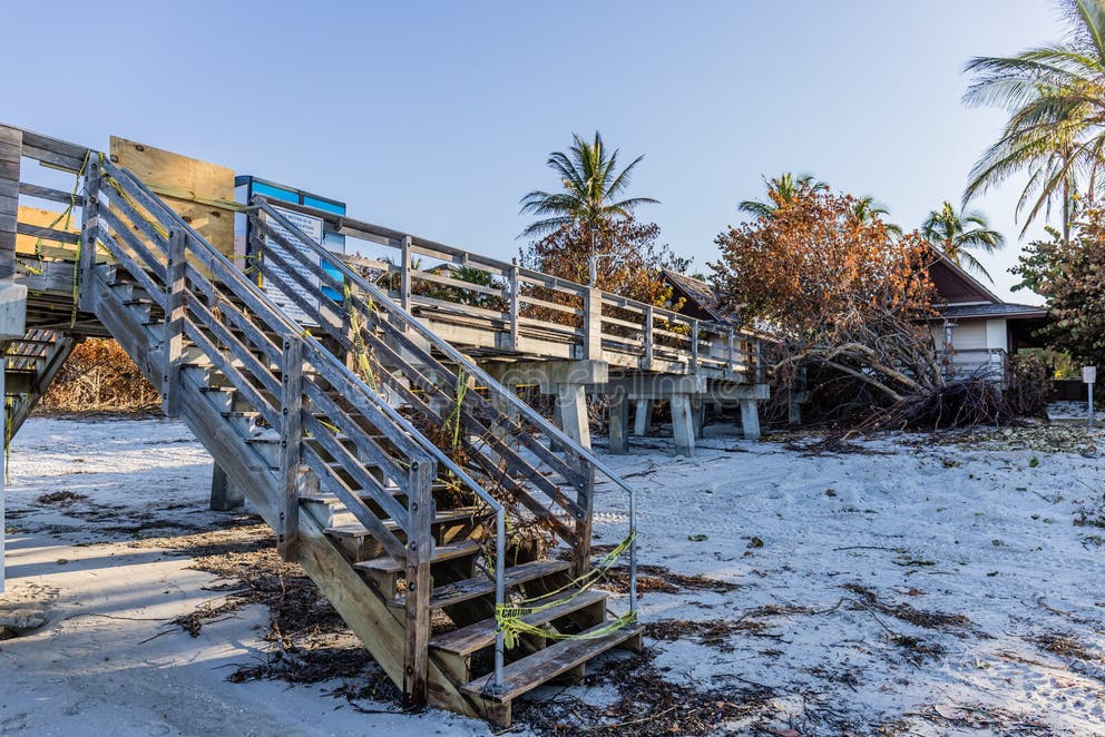 Hurricane Ian Naples Beach Florida Stock Image - Image of pier, park ...