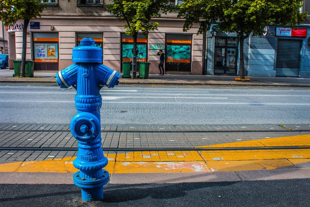 Hydrant editorial photography. Image of blue, hydrant - 72976962
