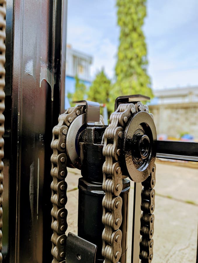 Hydraulic Chain on Lifting Equpment Stock Image - Image of person ...