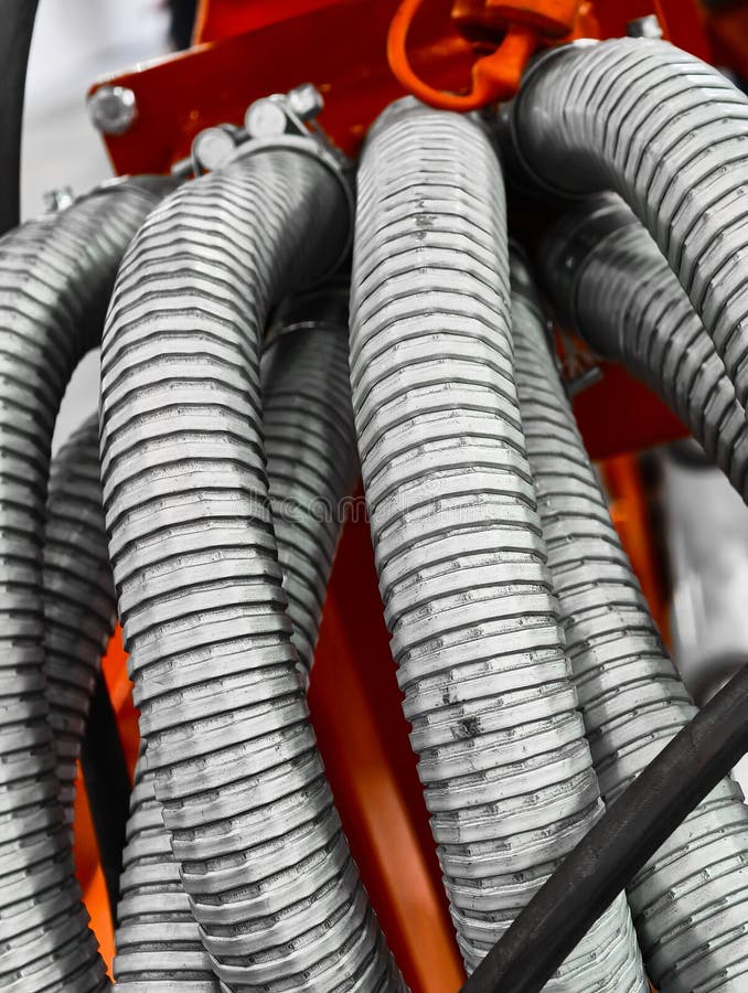 Hydraulic Connectors and Hoses are Expertly Designed for Functionality ...