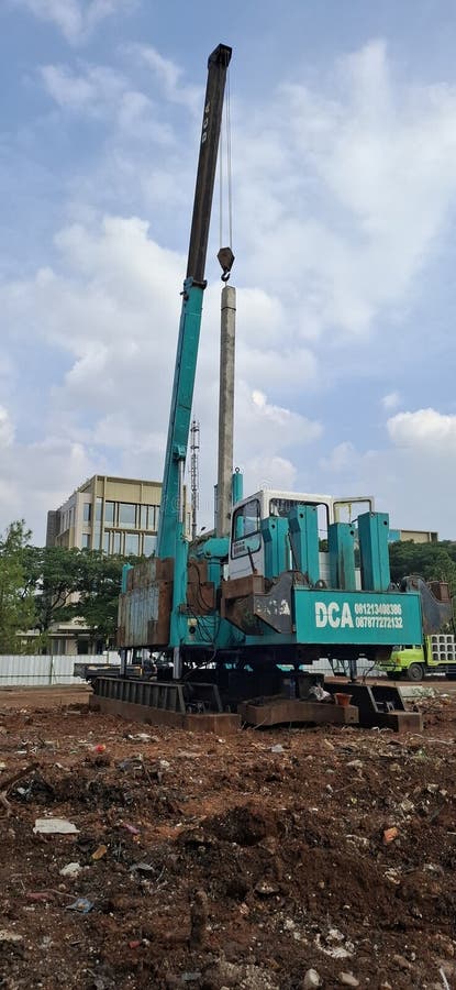 Hydraulic Piling Machine at a Construction Site. Tangerang, Indonesia ...