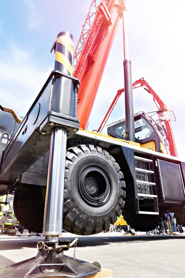 Hydraulic Support Construction Truck Stock Photo - Image of outrigger ...